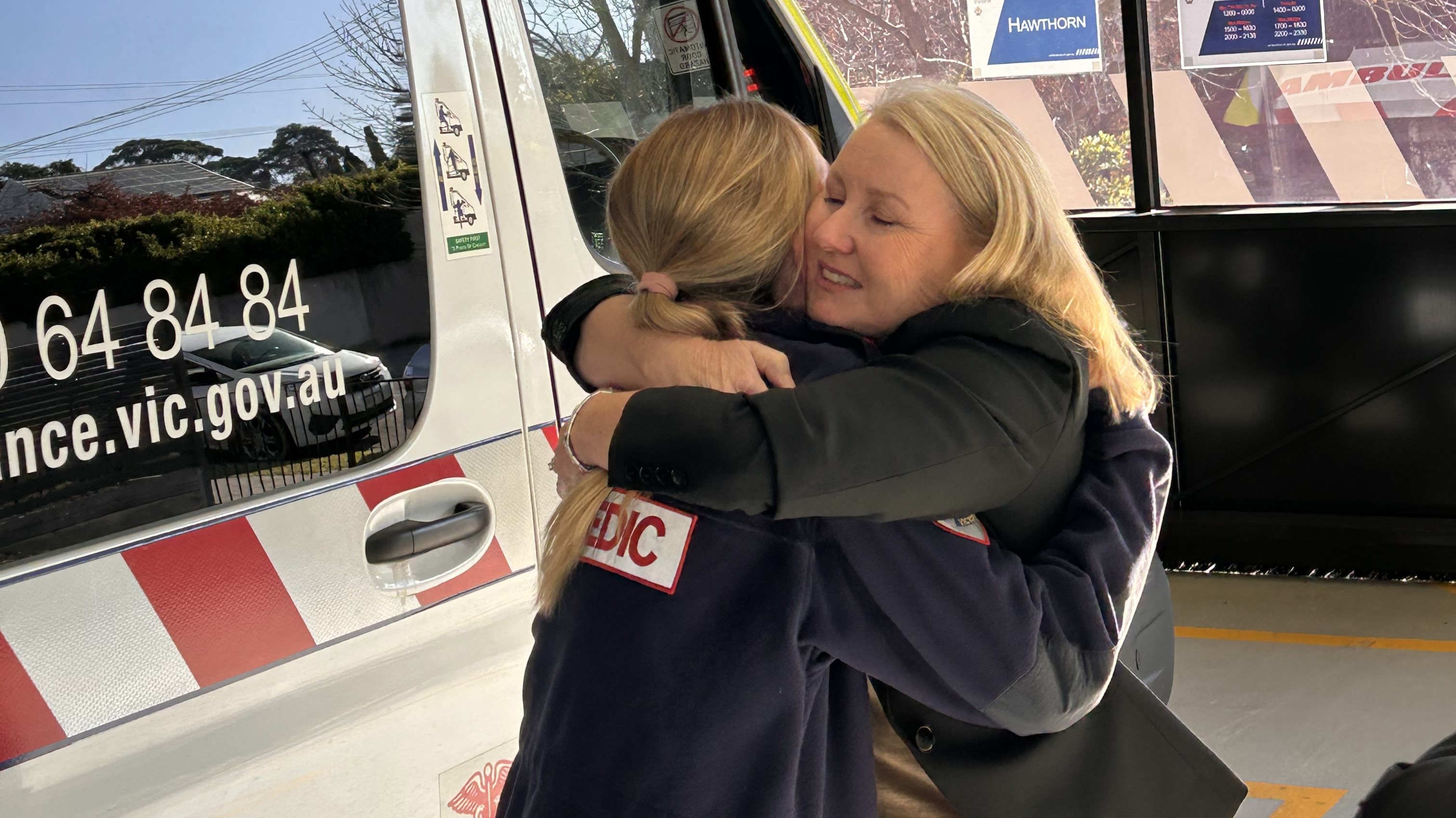 Paramedics give Bentleigh mother second chance at life | ambulance.vic ...