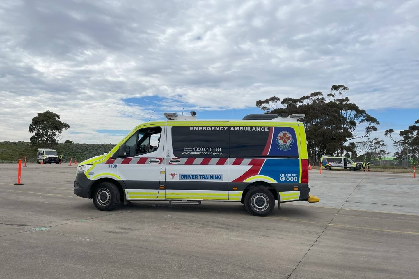 New paramedic recruits learning safe driving | ambulance.vic.gov.au